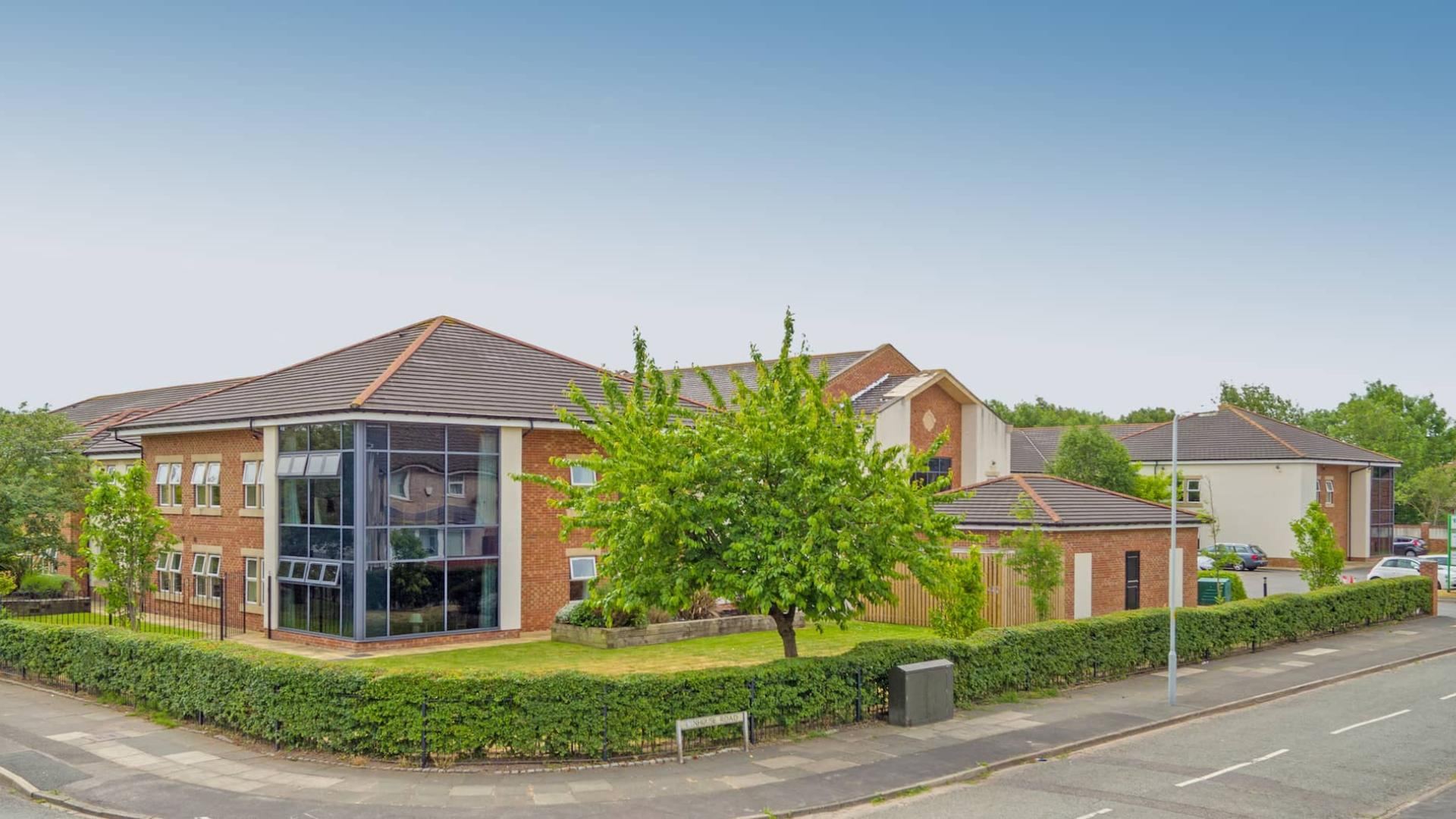 Thornton Hall and Lodge Care Home in Liverpool | Orchard Care Homes